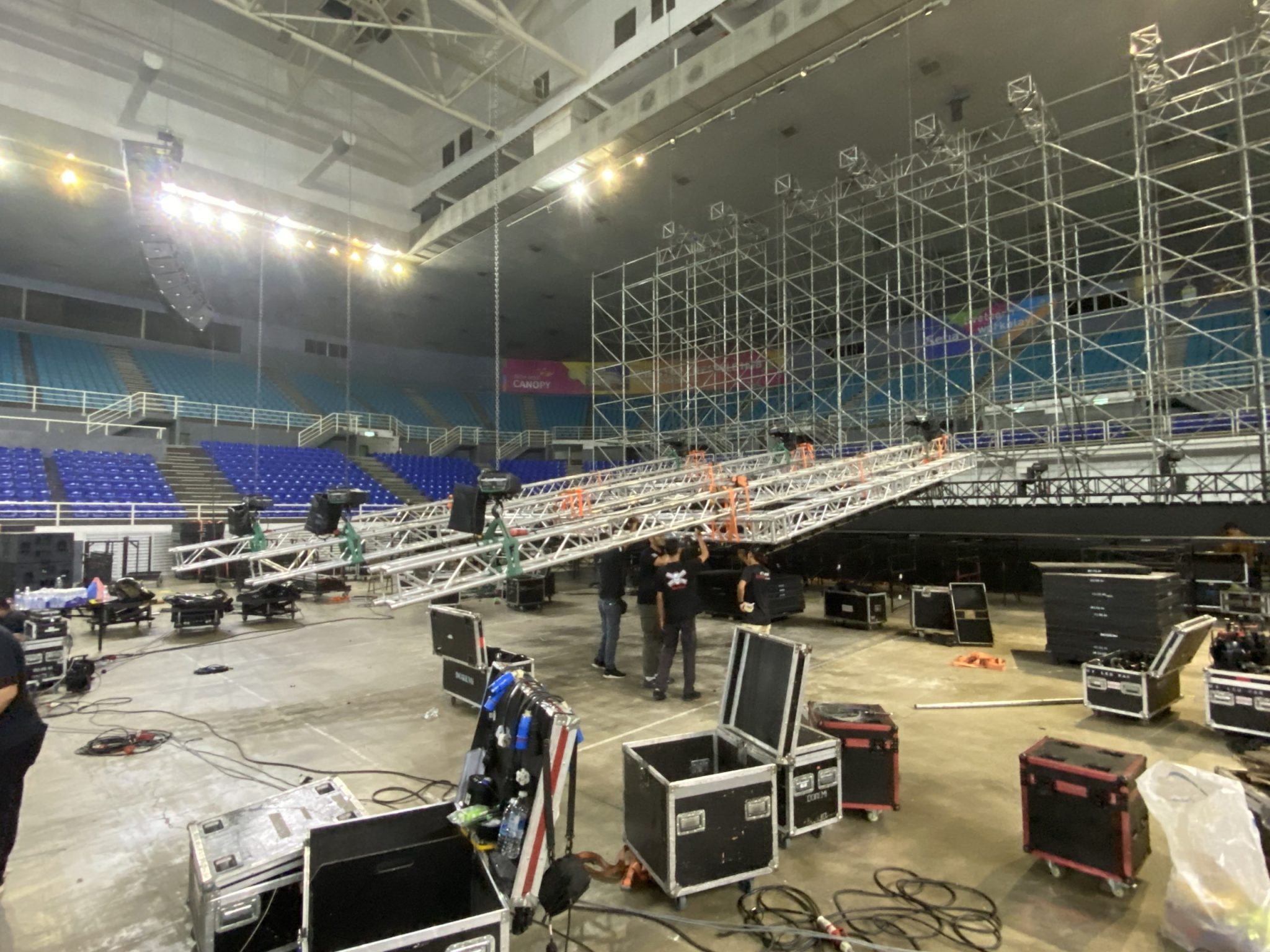 Building The Perfect Stage: The Role Of Truss Structures In Theatre ...